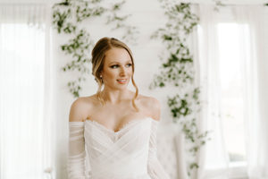 Vintage Chic Wedding Styled Shoot by Emily Figurelli | Houston Wedding Blog