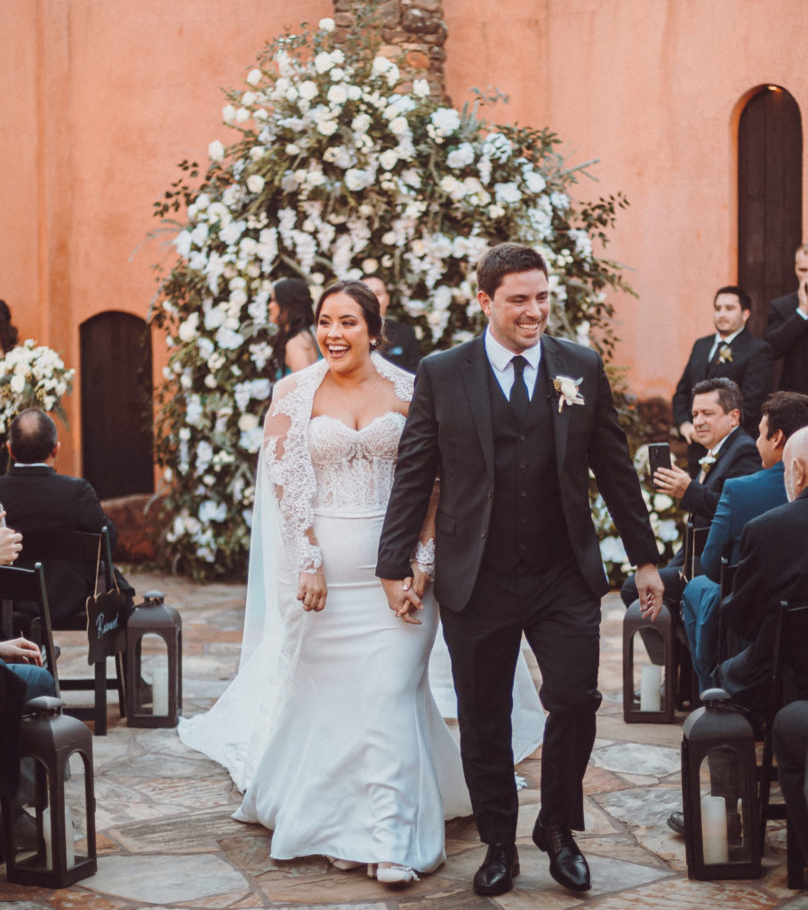 Elegant Courtyard Wedding Filled With Lush Greenery at Agave Estates ...