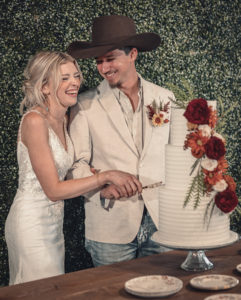 Get Inspired by This Autumn Wedding Editorial at Hummingbird Hill ...