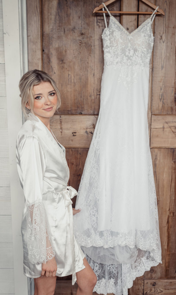 Get Inspired by This Autumn Wedding Editorial at Hummingbird Hill ...