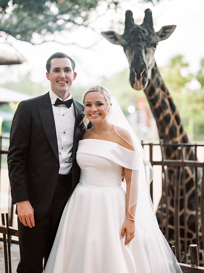 Romantic Zoo Wedding with Giraffes and Soft Blue Details | Houston ...